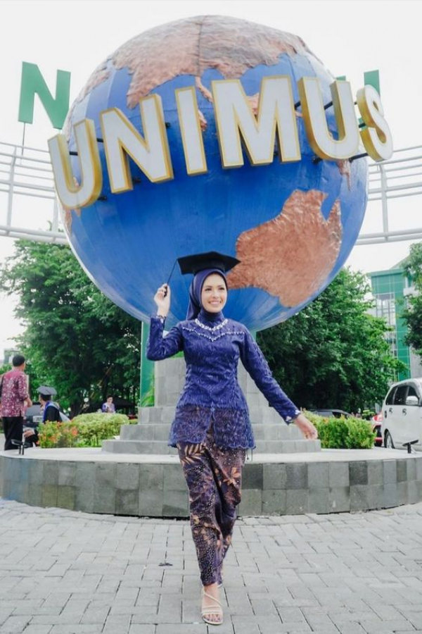 Desain Kebaya Wisuda Yang Cantik Dan Menarik 11 Desain Id